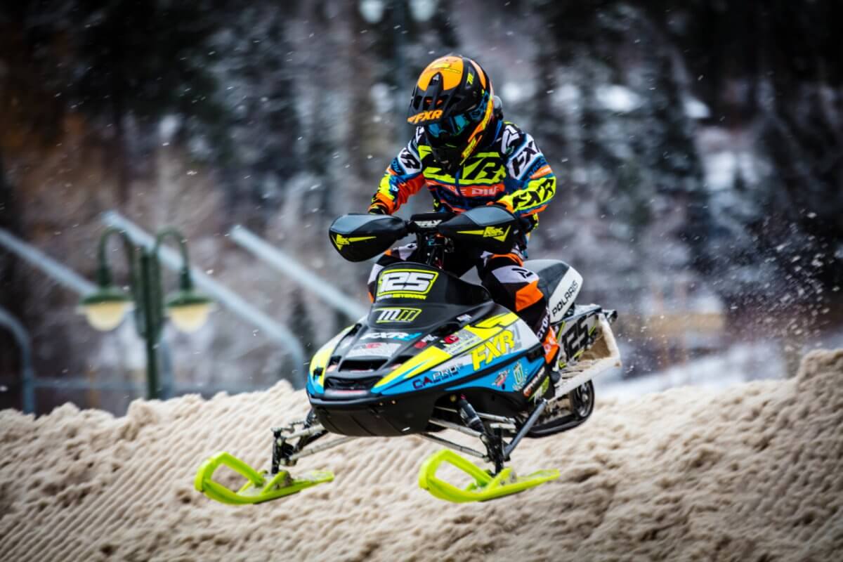 Sunday Night Snocross – AMSOIL Championship Snocross