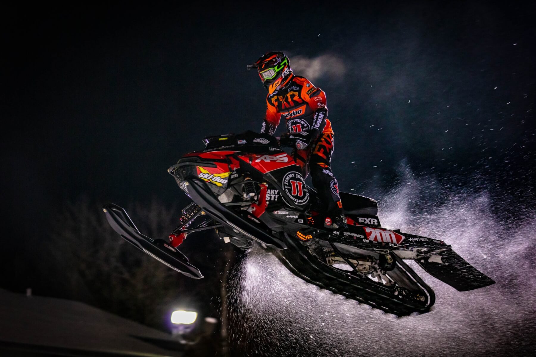 Ishoel Opens with Dominator Win – AMSOIL Championship Snocross