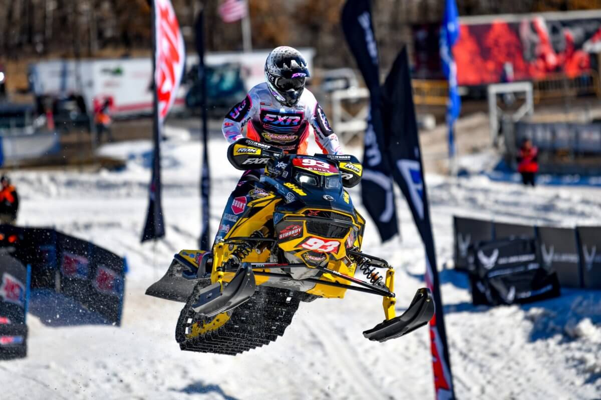 Harr, Dillon Highlight High-Speed Night at ERX – AMSOIL Championship Snocross