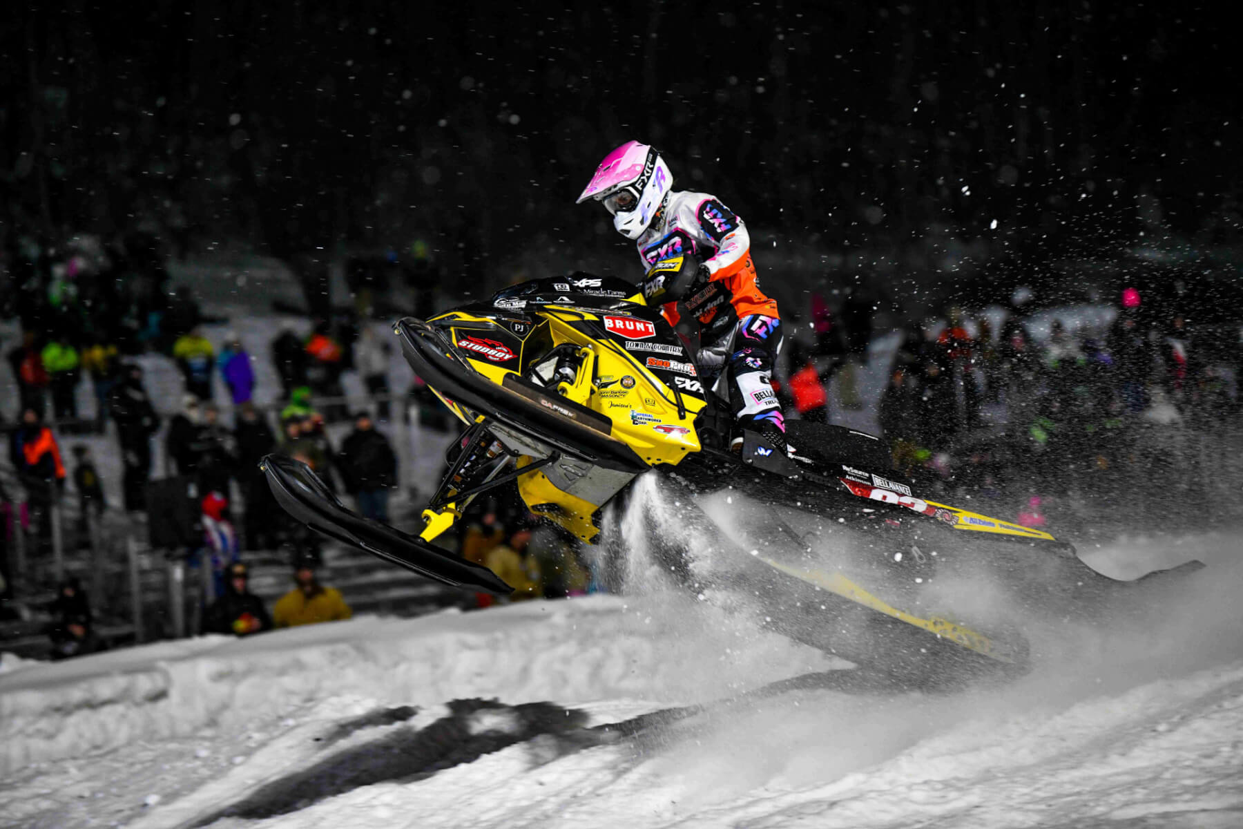Harr and Dillon Dominate Opening Night at Seneca Allegany Snocross ...